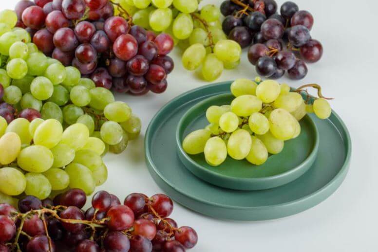 Deliciosos platillos que puedes hacer con uvas - Ciudad Trendy